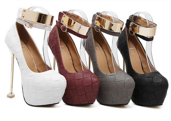 Elegant Metal Tagged Round Toe High Heels Pumps – Verkadi