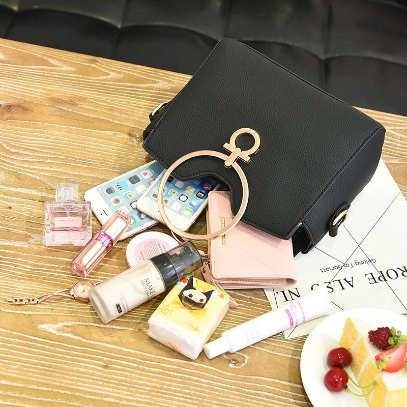 Metal Chain Strap and Handles Designer Purse Handbag – Verkadi