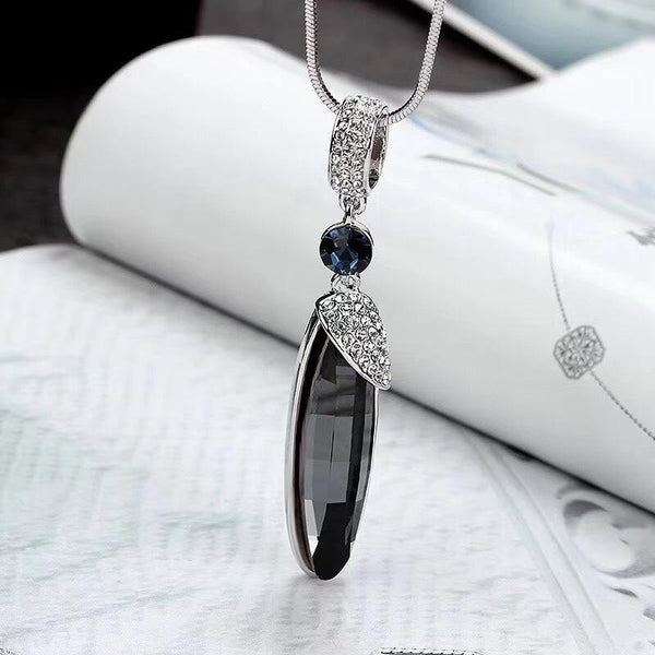 Water Drop Crystal Collier Geometric Pendant